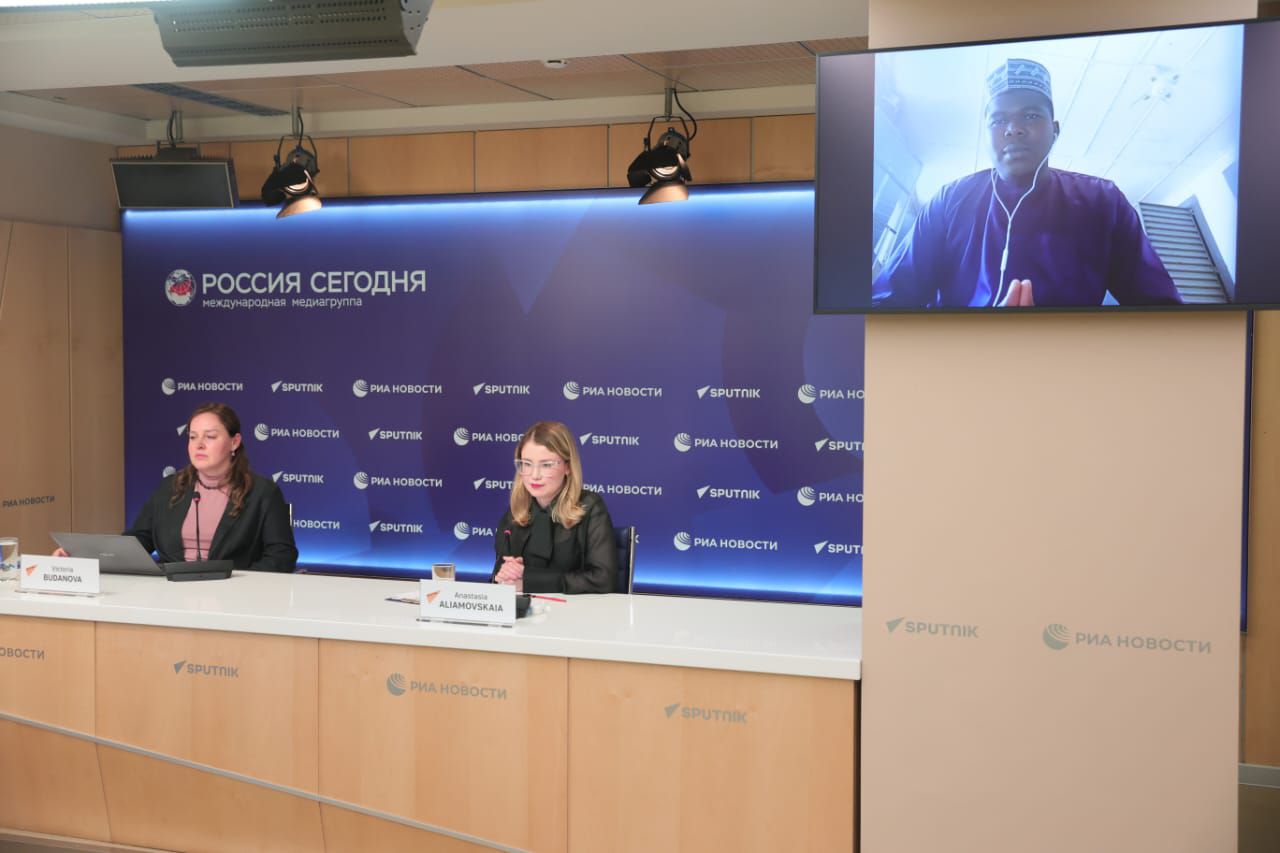 Sputnik Pro : Les journalistes de Flashtchad en formation avec l’agence ...